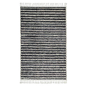 Amazon Brand – Stone & Beam Modern Contemporary Area Rug, 5 x 8 Foot, Off White