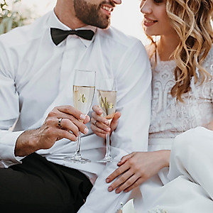 Mr and Mrs Champagne Flutes - Wedding Champagne Flutes for Bride & Groom Champagne Glasses - Mr and Mrs Gifts - 6oz Wedding Glasses for Bride and Groom Gifts, Wedding Toasting Glasses, Wedding Flutes