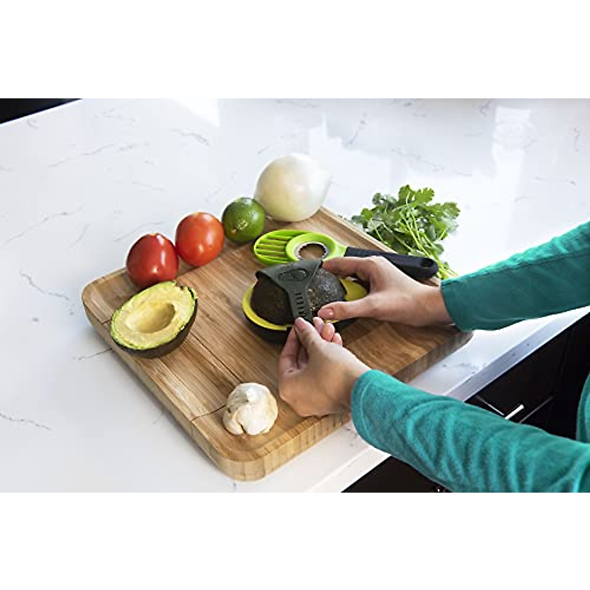 Simply Served Avocado Slicing and Storage Set, 3-in-1 Avocado Slicing Tool, Split, Pit, and Slice Avocados Safely and Effectively, Store Avocados and Reduce Browning, Green