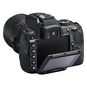 Nikon D7100 24.1 MP DX-Format CMOS Digital SLR with 18-55mm f/3.5-5.6G VR AF-S DX NIKKOR Zoom Lens