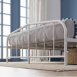 Zinus Heidi Metal Platform Bed Frame / Steel Mattress Foundation / No Box Spring Needed / Easy Assembly, White, Full