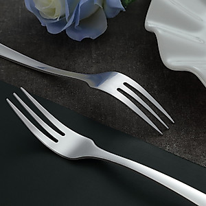 Gymdin 12 Pieces Dinner Forks Set, Forks Silverware(8 inches), 3-Tine Forks Set, Top Food Grade Stainless Steel Silverware Forks, Highly Mirror Polished, Silver Fork, Metal Forks, Dishwasher Safe