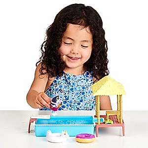 Bluey Pool Playset and Figure, 2.5-3 inch Articulated Figure and Accessories