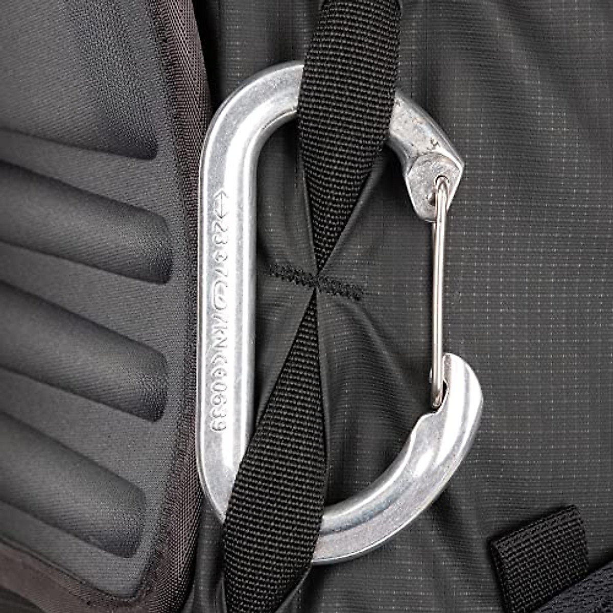 Mountainsmith Cona Backpack, Blackout, 25 Liter