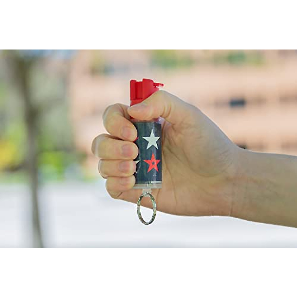 SABRE Pepper Spray With Key Ring, 25 Bursts, 10-Foot (3-Meters) Range, UV Marking Dye, Twist Lock Safety