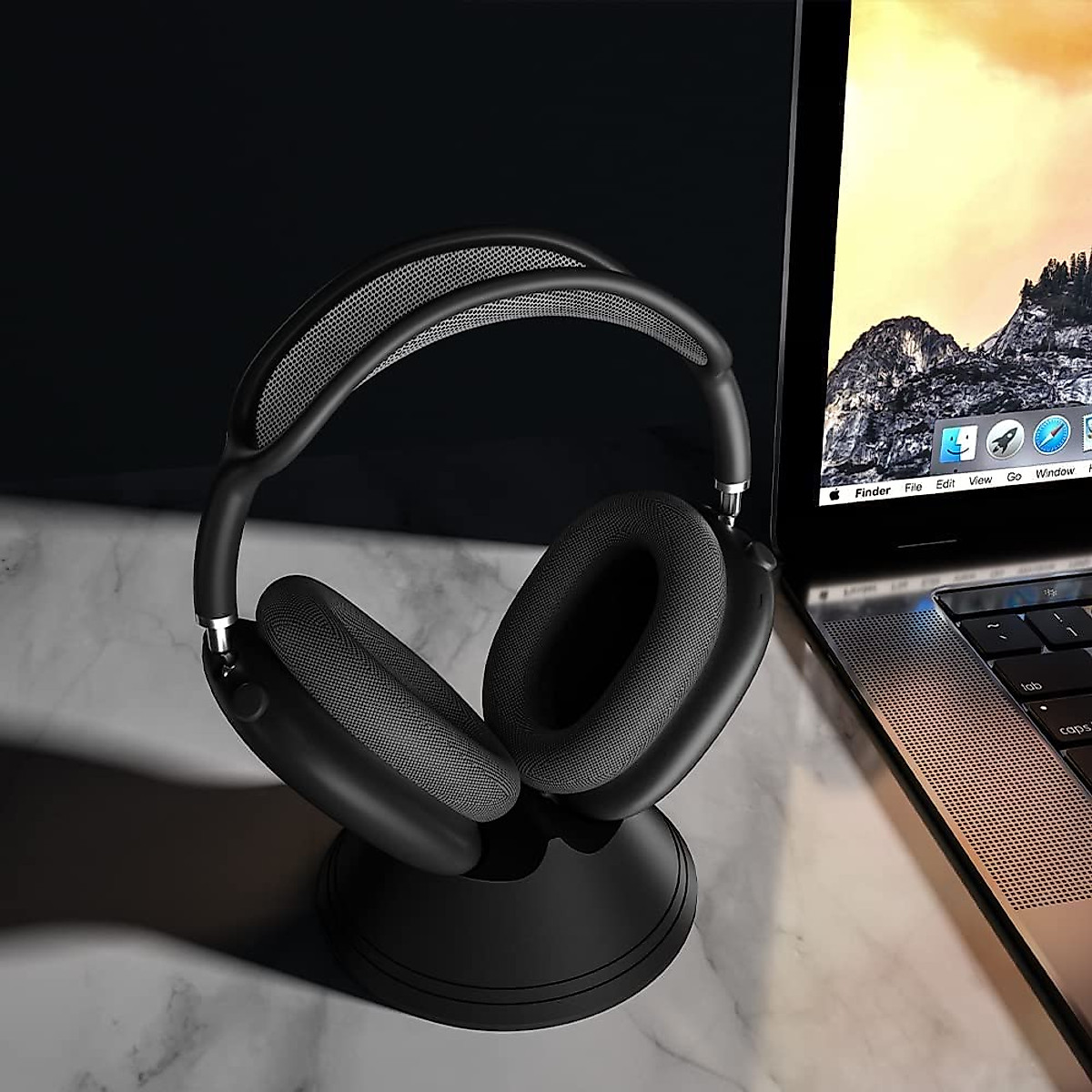 Headphone Stand for AirPods Max,Magnetic Charging Headphone Stand Headset Holder Station Charging Shelf Base Charger Dock Headset Designed for AirPods Max