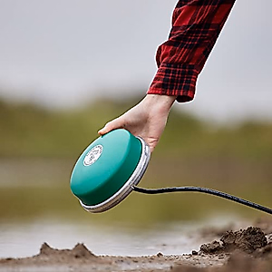 Farm Innovators 1250 Watts 7.5 Inch Cast Aluminum Floating Outdoor Pond De Icer Heater with Built In Thermostat Control and 10 Foot Cord, Green