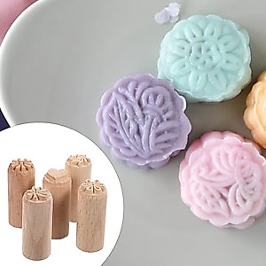 VILLCASE 2cm Wooden Stamp Clay Decorative Stamp Pottery Tool Stamp Homemade Pasta Tools Round Shape Printing Stamp Pottery Stamp Stamps for Textured Hand Roller DIY Tools Cookies Moon Cake