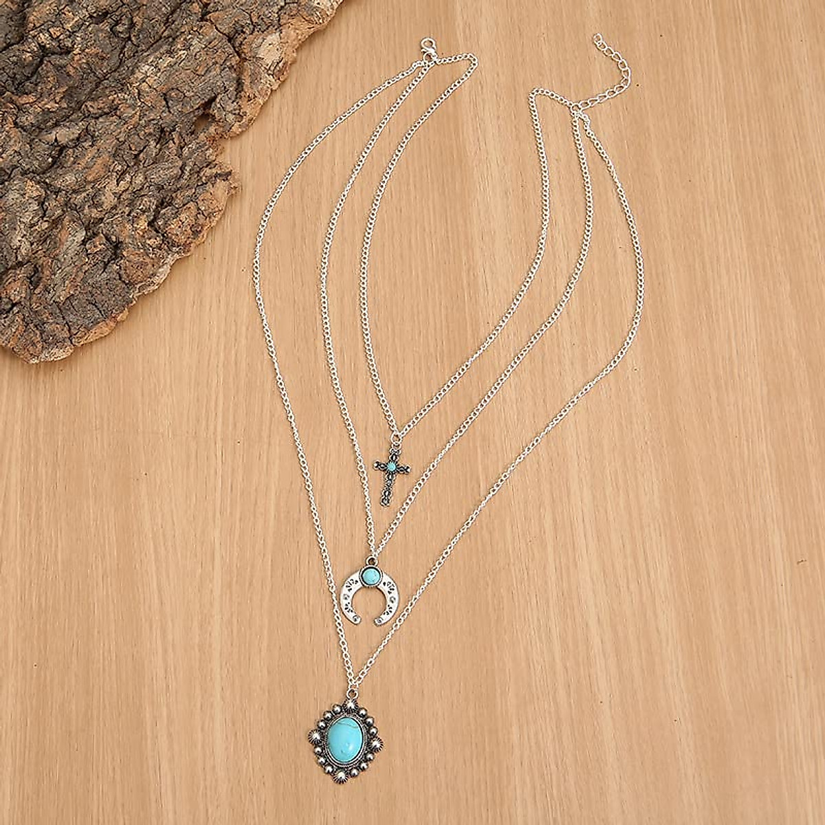 IDesign Western Layered Necklace for Women Cowgirls Turquoise Stone cross Western Cowboy Necklaces Bull Head Necklace Jewelry for Women
