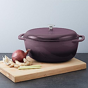 Amazon Basics Oval Enameled Cast Iron Dutch Oven-7-Quart, Purple, 327259140mm