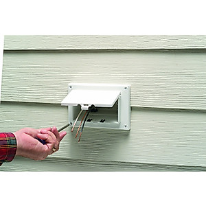 Arlington DBHR131W-1 Low Profile IN BOX Electrical Box with Weatherproof Cover for Retrofit Siding Construction, 1/4-Inch or 5/16-Inch Lap, Horizontal, White