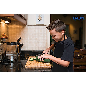 ONEOMI Kids Apron, Small, 100% Cotton With An Adjustable Strap to fit All Ages, Ideal for Cooking, Baking, Painting, Decorating, Party, Chef, Art and Classroom Children Apron (1, Black)