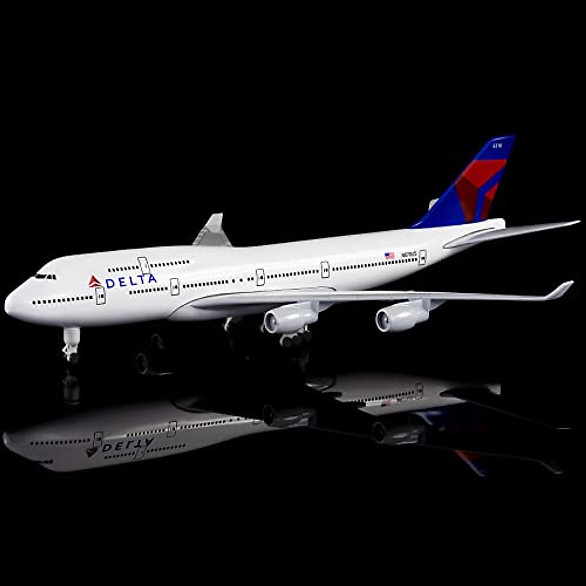 Busyflies 1:300 Scale Delta Boeing 747 Airplane Models Alloy Diecast Plane Model