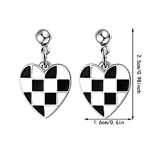MIGUO STORE Fashion Chic Temperament Simple Black White Heart-Shaped Stud Earrings Checker Board Dripping Oil Earrings for Women Gift (Black White Heart-Shaped Stud Earrings)