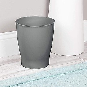 mDesign Round Plastic Bathroom Garbage Can, 1.25 Gallon Wastebasket, Garbage Bin, Trash Can for Bathroom, Bedroom, and Kids Room - Small Bathroom Trash Can - Fyfe Collection - Charcoal Gray