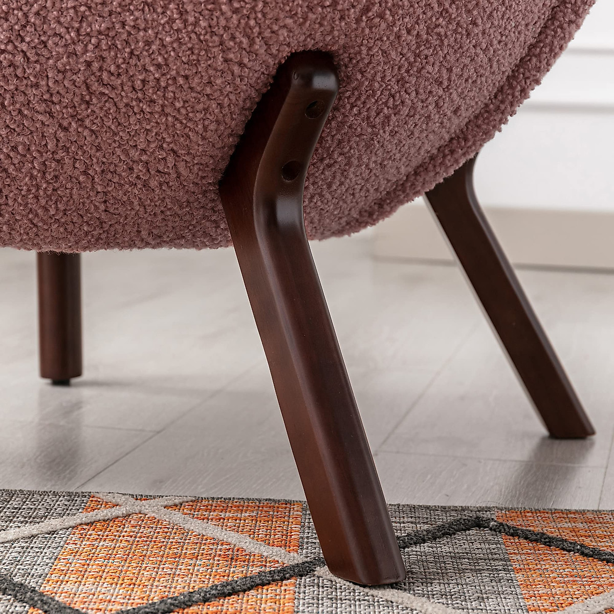 ViolaDresses Modern Accent Chair Lambskin Sherpa Wingback Tufted Side Chair with Solid Wood Legs for Living Room Bedroom，Blush