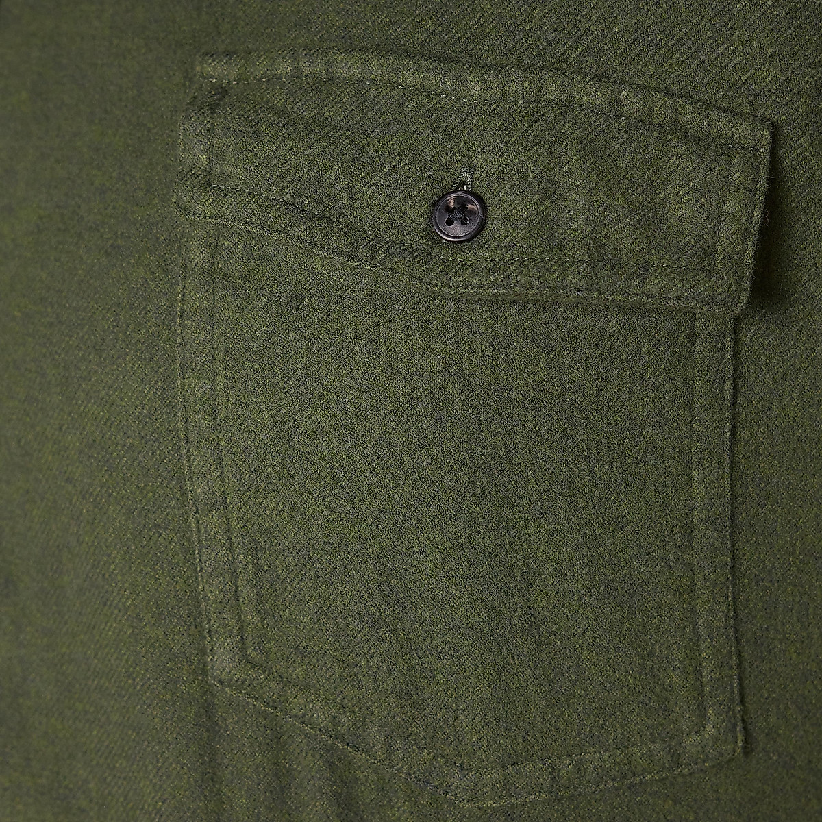 Amazon Essentials Men's Long-Sleeve Flannel Shirt, Regular-Fit, Two Pockets, Olive Heather, X-Large