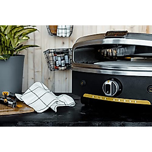 HALO Versa 16 Outdoor Pizza Oven | Rotating Stone bakes up to 16" Pizzas | Packed with Oven Cover