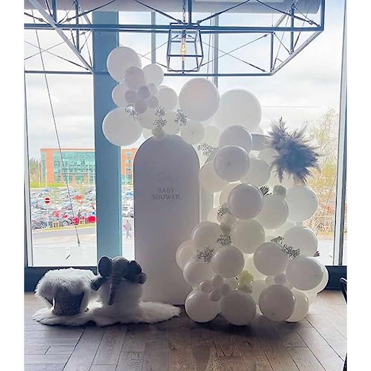 Bezente White Balloons 18 Inch - 30 Pack Large Thick White Balloons Big Round White Latex Balloons for Wedding Baby Shower Anniversary Birthday Party Decorations