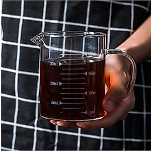 KINNOSE Graduated Beaker Mug with Handle and Durable Bamboo Lid Borosilicate Glass Multi-Function Food Grade Measuring Cup 350ML