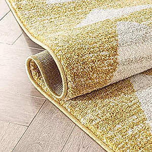 Well Woven Tango Yellow Geometric Triangle Pattern Stain-Resistant Area Rug (6'7" x 9'3")