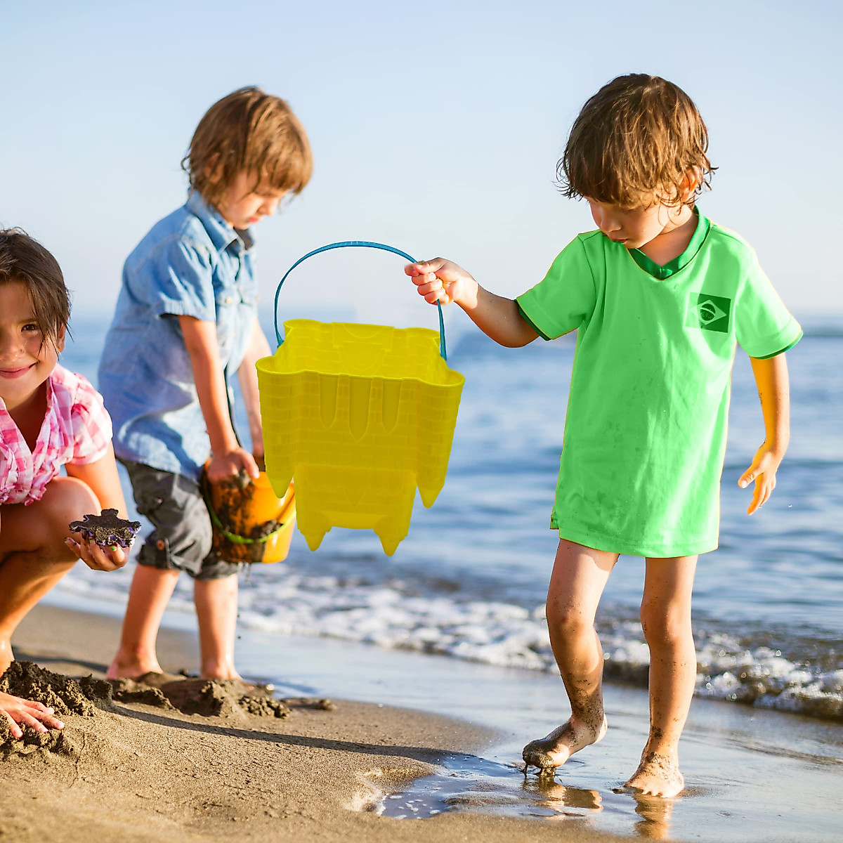 4E's Novelty (4 Sets) Castle Beach Buckets and Shovels, Large Size 7" - Sand Castle Building Kit, Sandcastle Molds Beach Toys for Kids 3-10, Outdoor Sand Toys for Toddlers