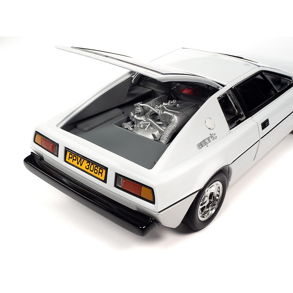 Auto World 1971 Lotus Espirit Series 1 (The Spy Who Loved Me) 1:18 Scale Diecast Model