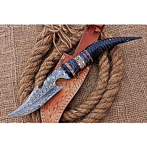 HUNTEX Unique Custom Handmade Hand Forged Ladder Pattern Damascus Steel 12.5 Inch Long Full Tang Buffalo Horn Handle Razor Sharp Hunting Camping Hunter's Gut Hook Knife with Genuine Leather Sheath