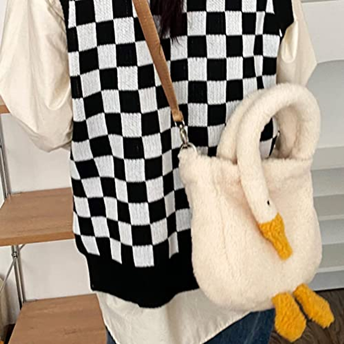 CALLARON Cute Plush Goose Bag Funny Novelty Goose Purse Plush Shoulder Bag Large Tote Handbag Purse Faux Fur Shopping Dating Bag