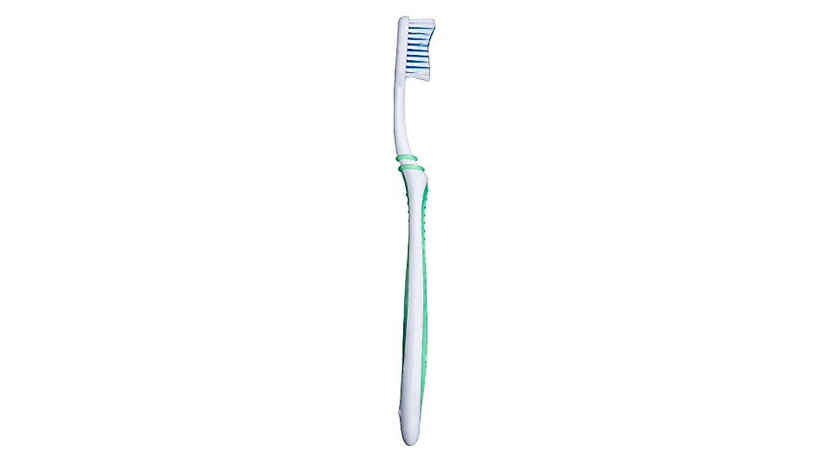 Colgate Wave Ultra Soft Gum Comfort Toothbrush Pack of 4