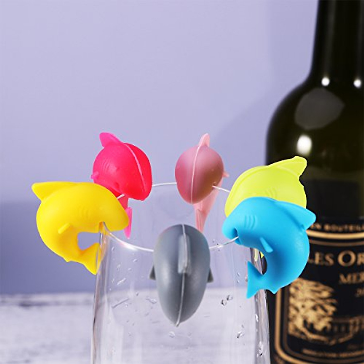 BESTONZON 12 Pcs Silicone Glass Charms Reusable Drink Markers Mini Shark Wine Glass Identifiers