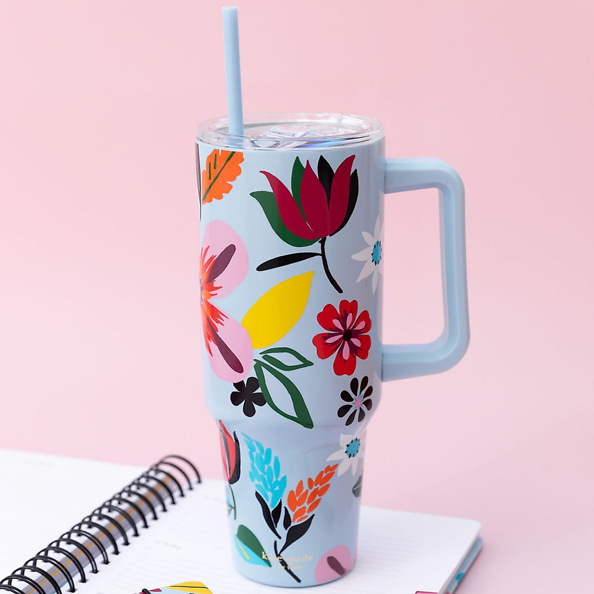 kate spade new york 40 Ounce Tumbler with Handle and Straw, Double Wall Stainless Steel Insulated Cup, Cupholder Friendly 40 oz Cup, Metal Drinking Cup for Hot or Cold Drinks (Safari Floral)