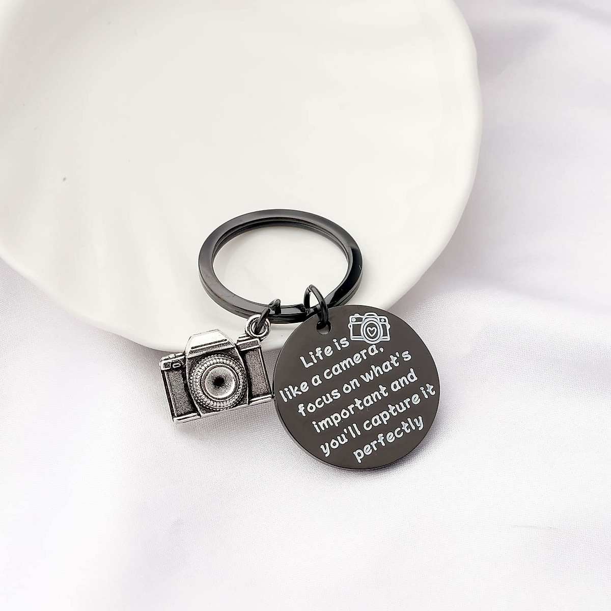 FUSTMW Photographer Gift Camera Charm Keychain Wedding Photographer Gift Camera Gifts (Black)
