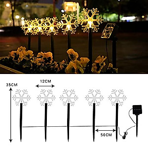 5 Pcs Solar Power Stake Lights Waterproof , 2 Lighting Modes Solar Outdoor Christmas Lights, Christmas Decoration Garden Path Lawn Courtyard Decoration (Snowflakes)