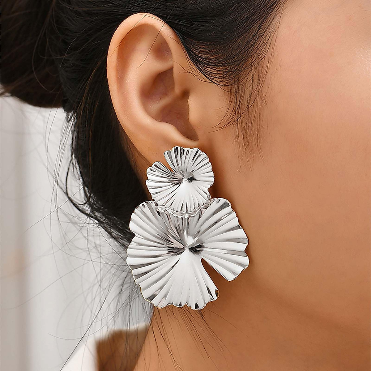 Sttiafay Vintage Exaggerated Lotus Leaf Earrings Round Leaf Drop Earrings Silver Large Metal Flower Earrings Metal Statement Flower Earrings Jewelry for Women and Girls