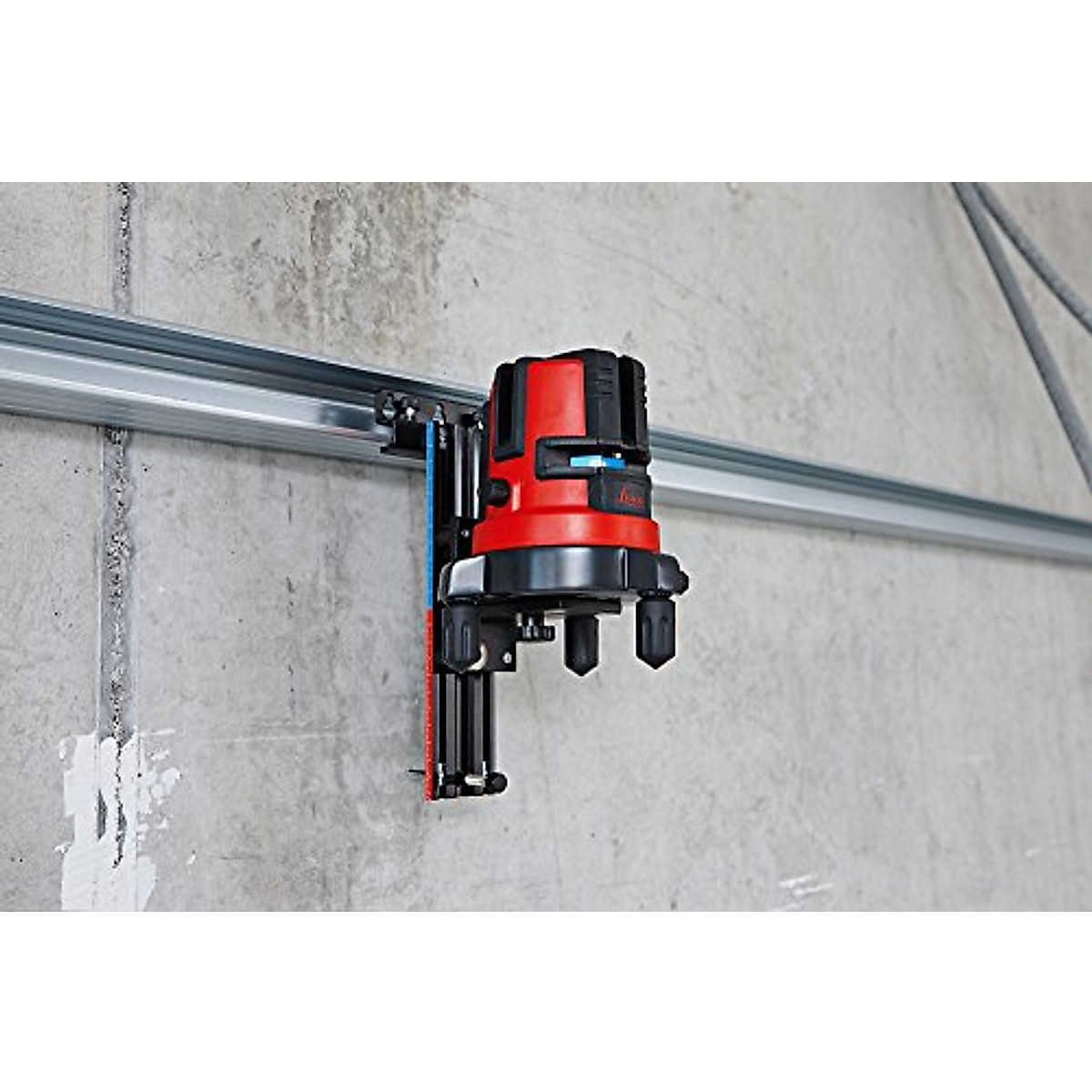 Leica Geosystems 834838 LINO L4P1 Multi-Line Laser Red