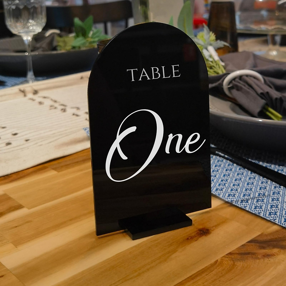 xinwant 15 Packs Arch Acrylic Table Signs with Stands, 6x4 Inch Blank Acrylic Signs and Holders for DIY Table Numbers, Black TableTop Signs for Wedding Reception & Event Party