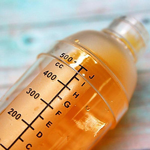 Plastic Martini Cocktail Shaker 530ml Wine Beverage Mixer Wine Shaker Cup Drink Mixer Barware Boston Bar Tool