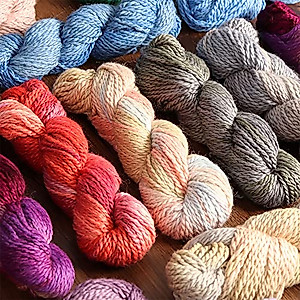 100% Baby Alpaca Yarn Wool 100g Hank Bulky Weight Hand Dyed Made in Peru - Heavenly Soft and Perfect for Knitting and Crocheting (Lavender, Bulky Hand Dyed - 100g Hank)