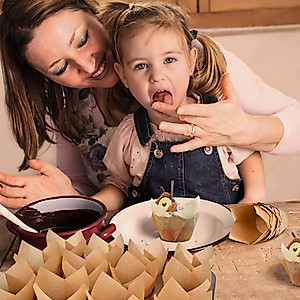 Neyimqr 120 Counts Natural Tulip Cupcake Liners for Baking Cups, Food Grade Parchment Paper Muffin Liners Holders, Standard Tulip Cupcake Liners, Greaseproof Cupcake Wrappers for Party, Christmas