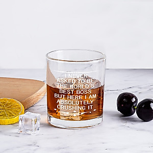 Modwnfy Funny Boss Whiskey Glass, Boss Day Old Fashioned Glass, 10 Oz the World's Best Boss Scotch Glass on Bosses Day Christmas Birthday Retirement, Gifts for Boss Father Brother Husband Friend
