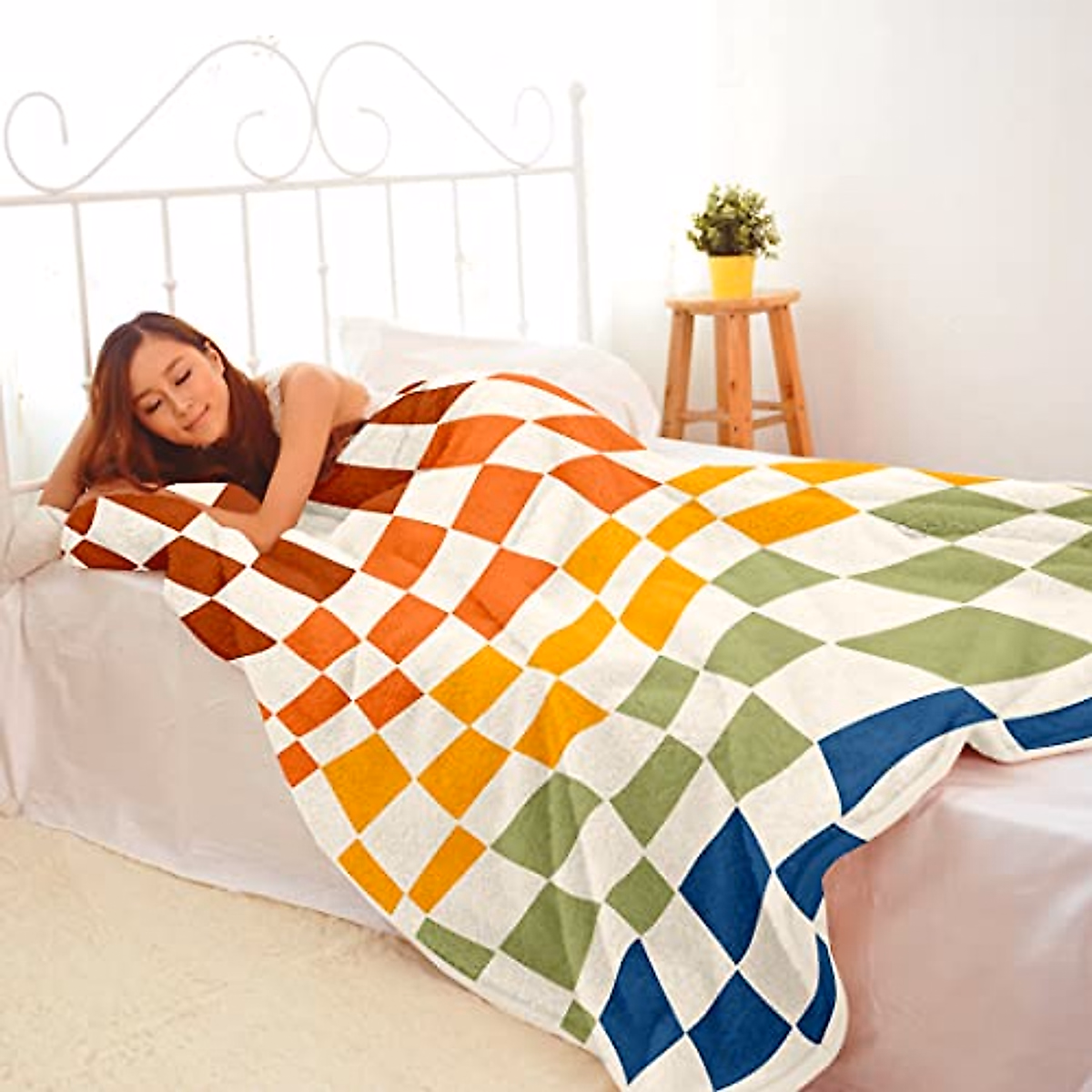 Checkerboard Throw Blanket,Ultra-Soft Flannel Blanket,Colorful Twist Blanket for Couch,Abstract Grid Fuzzy Throw Blanket,Lightweight Blanket for All Seasons Sofa,(Gradient,Blue and Brown 49"x 61")