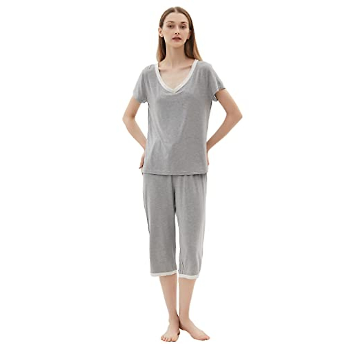 Joyaria Womens Summer Cooling Pajamas/Pjs Short Sleeve Capri Bamboo Pjs Ultra Soft Lightweight Sleepwears Set Petite (Light Gray, Small)