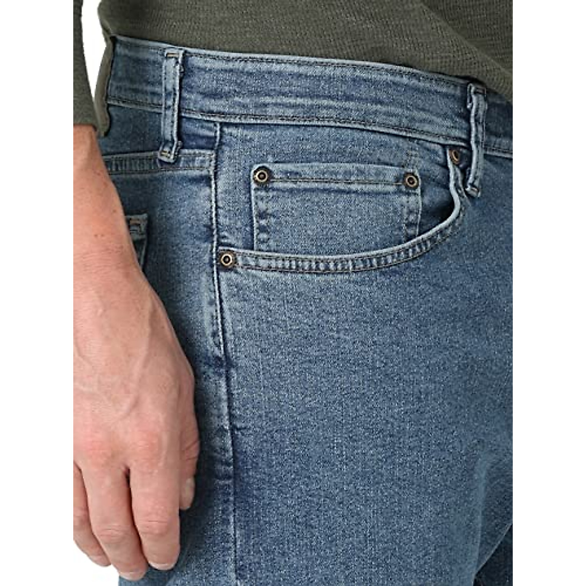 Wrangler Authentics Men's Regular Fit Comfort Flex Waist Jean, Light Stonewash, 38W x 29L