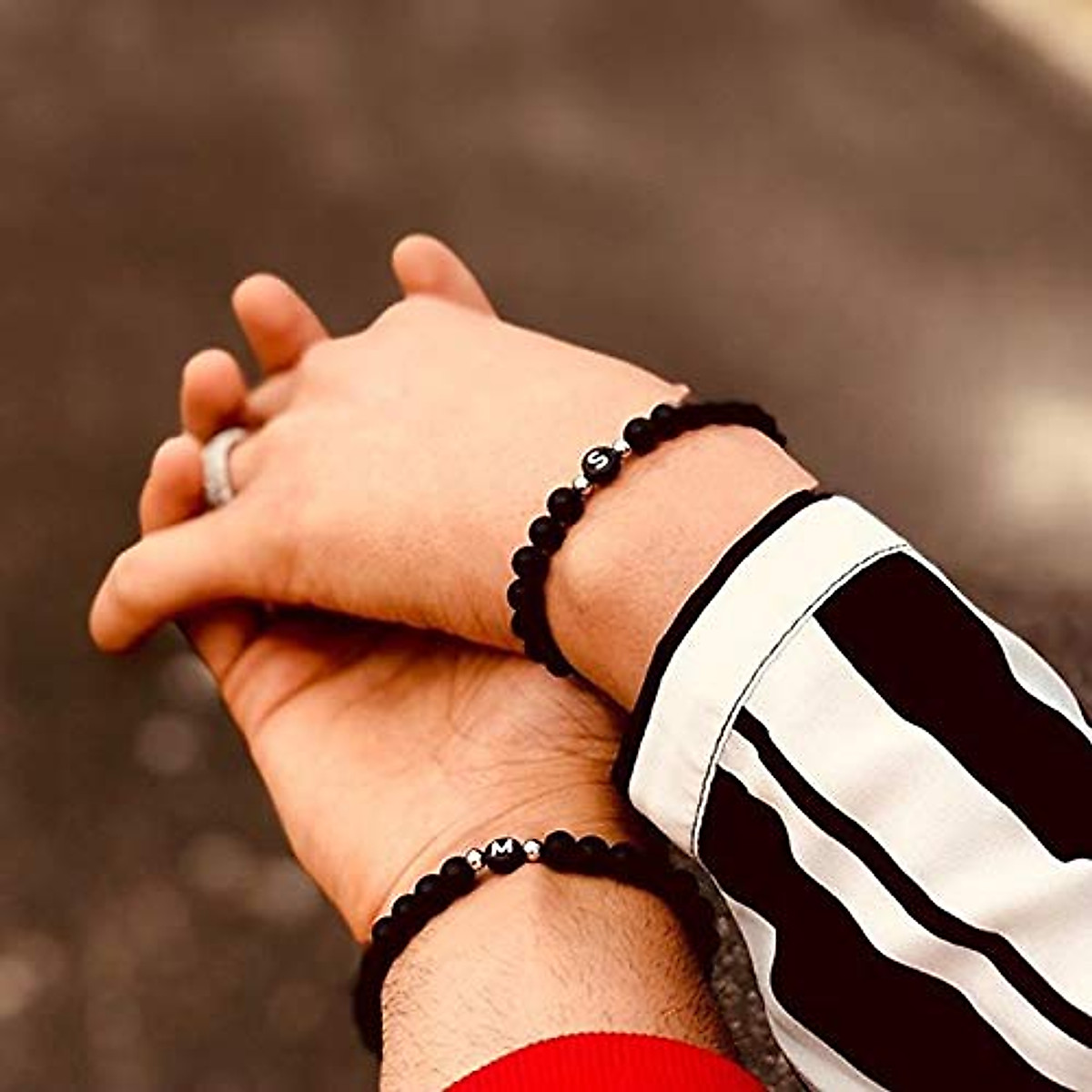 XIA YAN 6mm Black Onyx and White Howlite Handmade Letter Beads Bracelets for Women Men Initial Bracelets Gifts for Women Men (Couples Bracelets,Friendship bracelets)