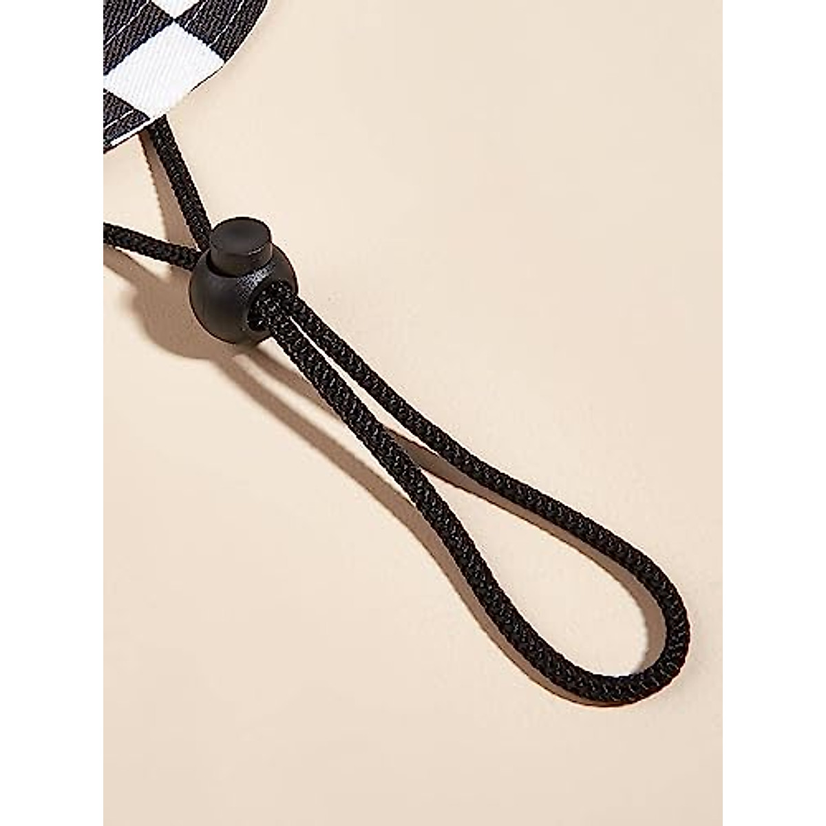 QWINEE Plaid Pattern Dog Hat with Ear Hole Round Brim Dog Puppy Cat Sun Hat Bucket Hat Outdoor Sun Protection Pet Caps for Small Medium Cats Dogs Kitten Black and White S