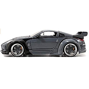 D.K.'s Nissan 350Z Black "Fast n Furious" Movie 1/24 by Jada 97172 Full Body Grey Design and Black Hood