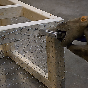 Fencer Wire 20 Gauge Galvanized Poultry Hex Netting with 2 inch Mesh