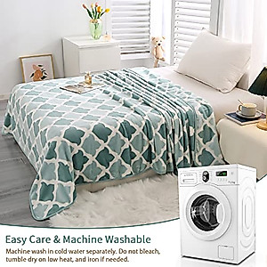 Qucover Fleece Throw Blanket Large 60x80 Light Green Flannel Sofa Throw, Clearance Throws for Couch Armchair Beds and Travel