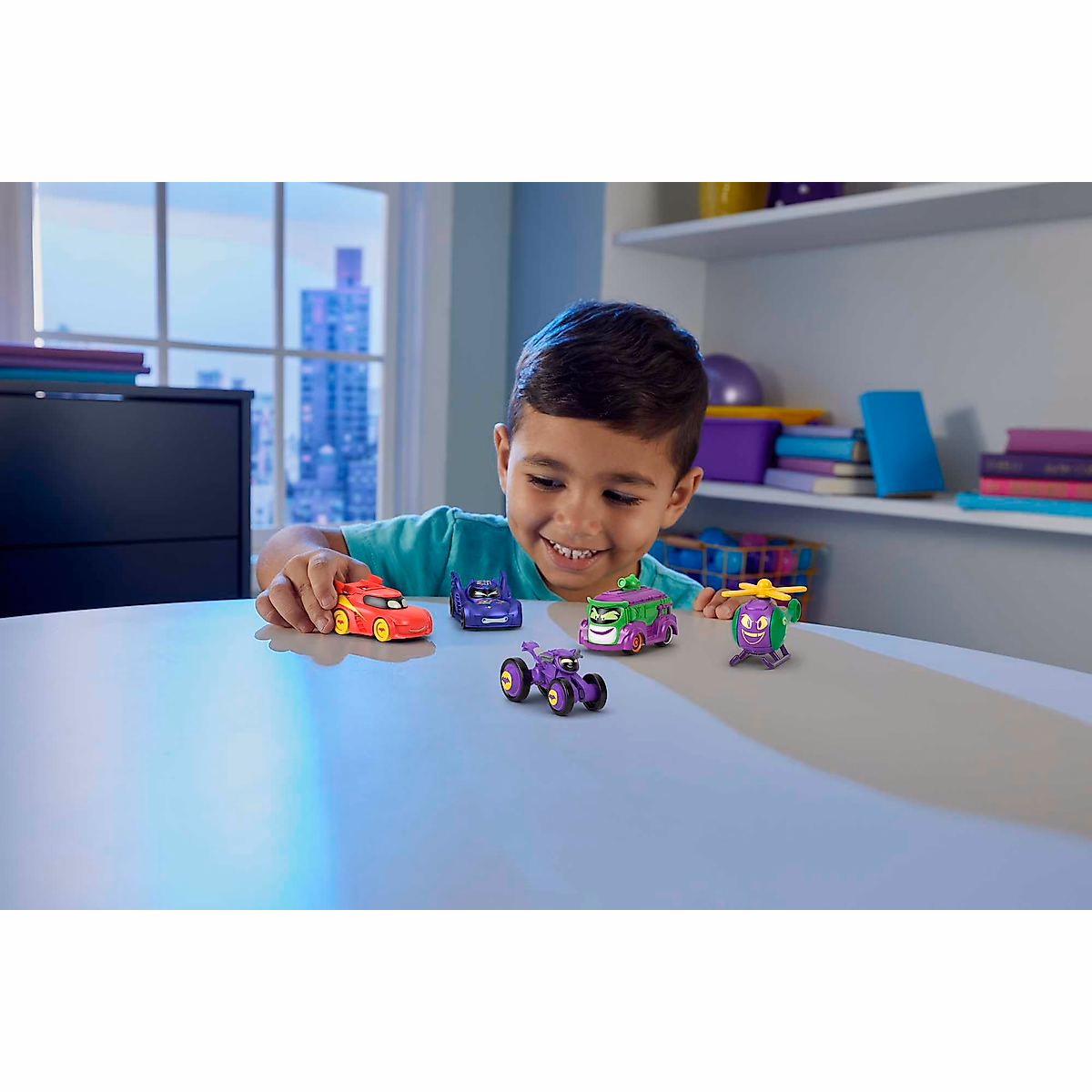 Fisher-Price DC Batwheels 1:55 Scale Toy Cars 5-Pack, Bam Batmobile Redbird Prank Bibi & Quizz, Batcast Metal Diecast Vehicles, Ages 3+